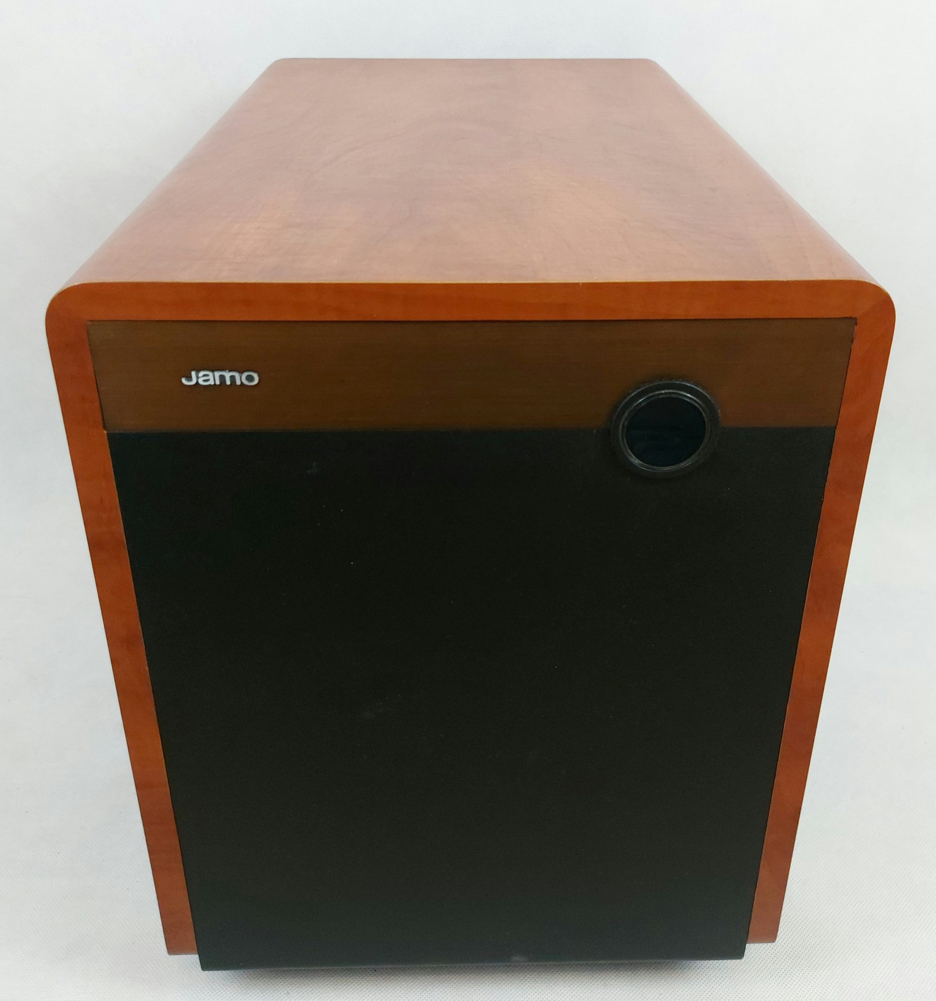 Jamo SUB 300 – DN Audio